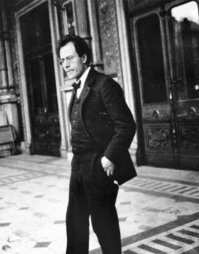 Gustav Mahler’s Symphonies: Bridging the Romantic and Modern Eras - CMUSE
