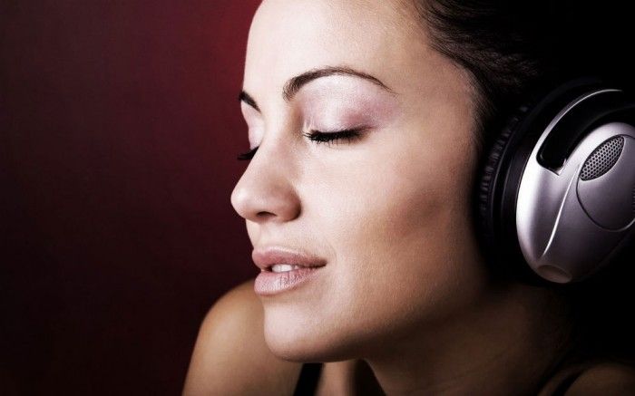 10 Incredible Effects Music Has On Your Brain - CMUSE