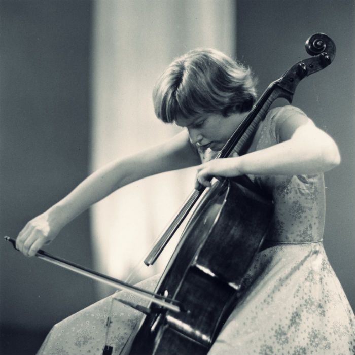 15 Most Inspiring Jacqueline du Pré Quotes - CMUSE