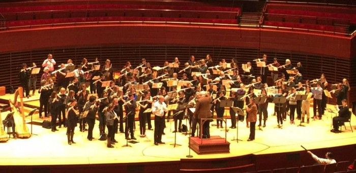 100 Flutists Join Philadelphia Orchestra For Unique Performance