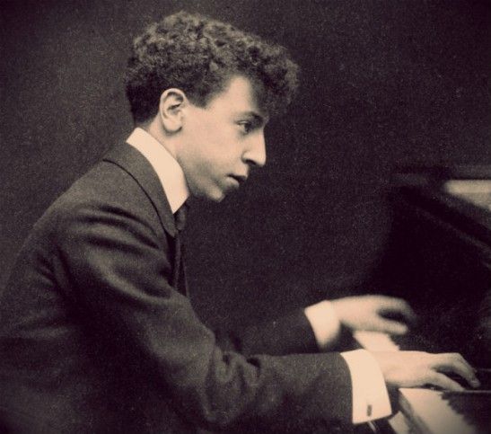 The 10 Greatest Classical Pianists of All Time