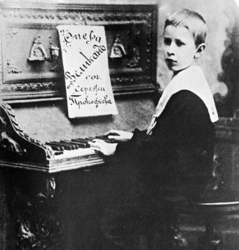 10 Amazing Child Music Prodigies: from Past to Present