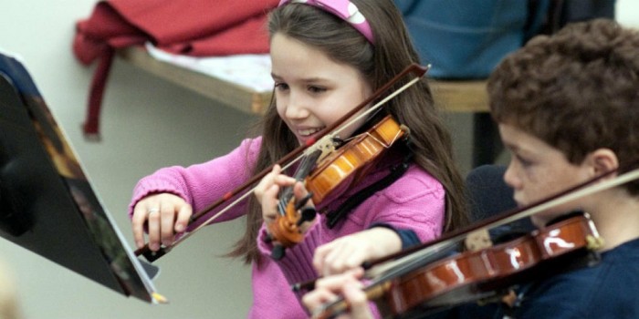 Study reveals practising a musical instrument helps children focus and ...