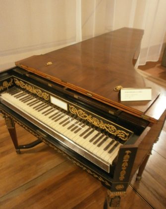 Who Invented the Piano and the Piano History - CMUSE