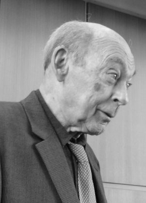 15 Famous Cellists and their Cello Performances (Male & Female Cellists ...