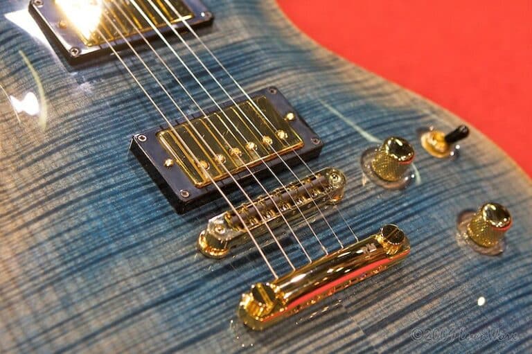 All About Dean Zelinsky Guitars - CMUSE