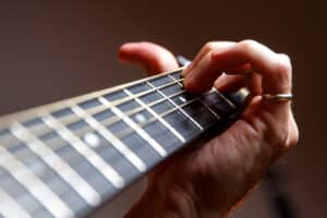 Comparing The Finished vs Unfinished Maple Fretboard: Which One? - CMUSE
