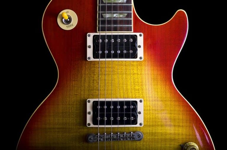 Singlecut vs Double Cut Guitars: Which Are Better? - CMUSE