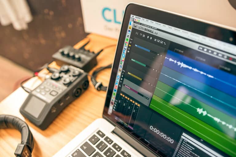 Reaper vs Studio One: Which Software Is Better? - CMUSE