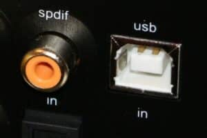 Choosing Between SPDIF vs Optical Cables - CMUSE