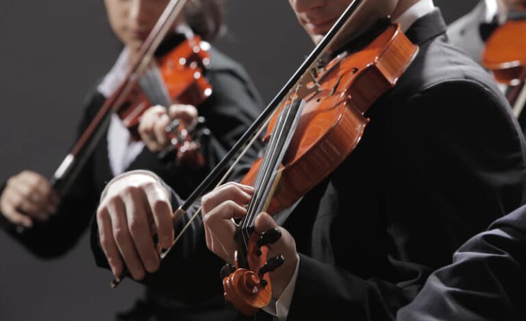 How To Position The Violin Properly - CMUSE