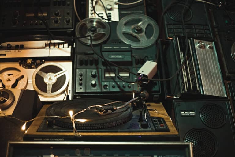 A Brief History of Electronic Music - CMUSE