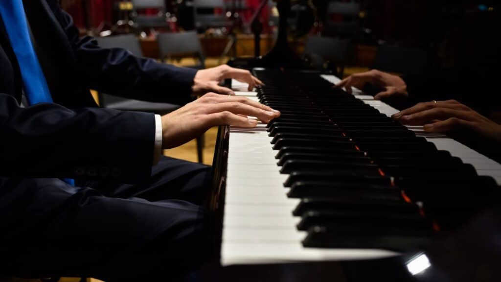 Incorporating the Piano Into the Orchestra - CMUSE