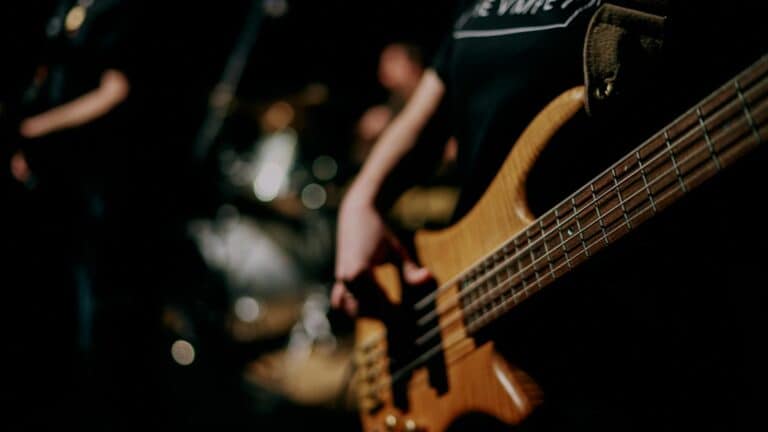 What Instruments Are Used in Pop Music? - CMUSE