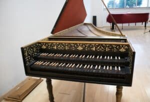 The Evolution of the Piano: From Harpsichord to Modern Grand Piano - CMUSE
